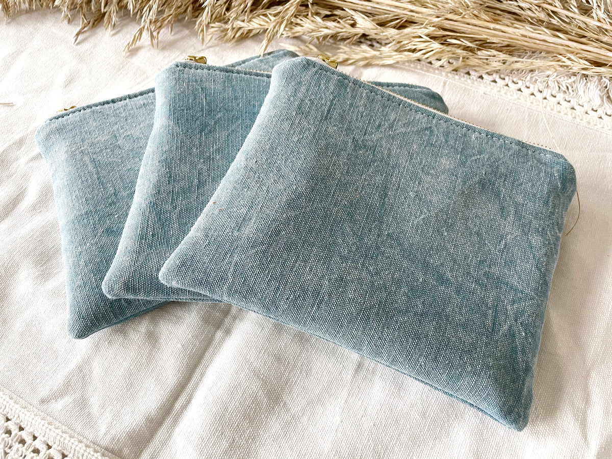 Distressed Light Blue Zipper Pouch – Crimson + Scarlett